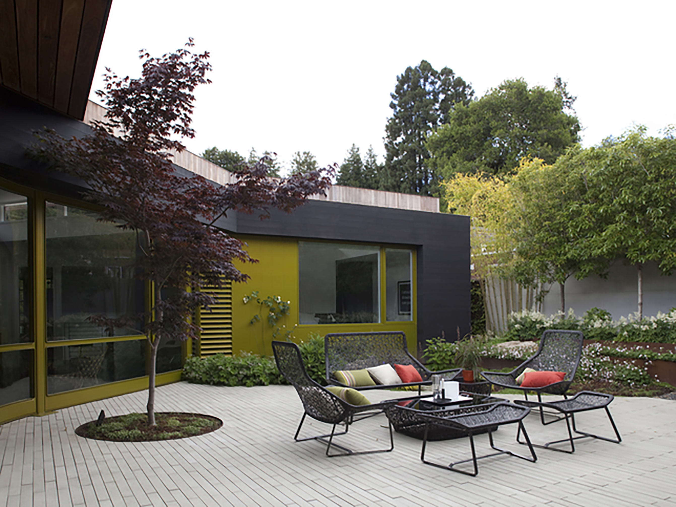 Stepstone, Inc. Narrow Modular Pavers | Landscape Architect