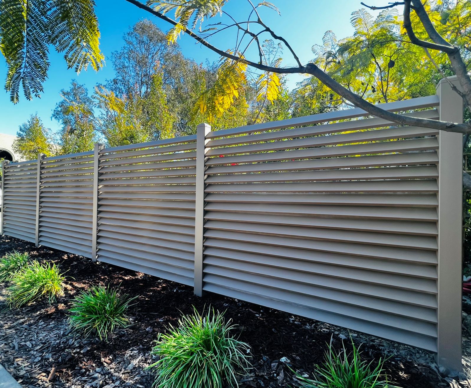 Greenfield Metal Systems, Inc. ALUMINUM LOUVERED FENCE | Landscape ...